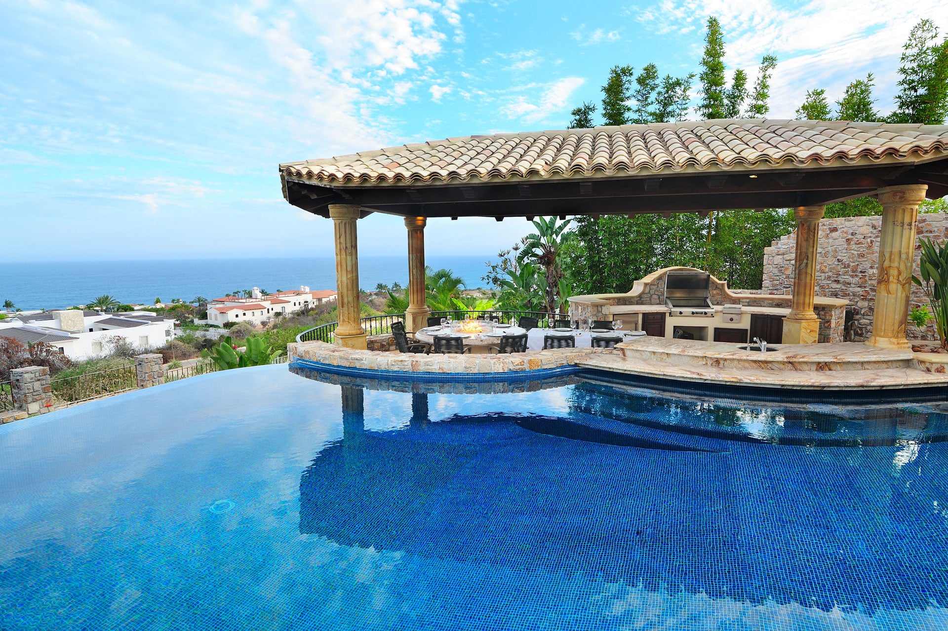 Discover the charm of Playa del Carmen Villas | La Isla Vacation Rentals